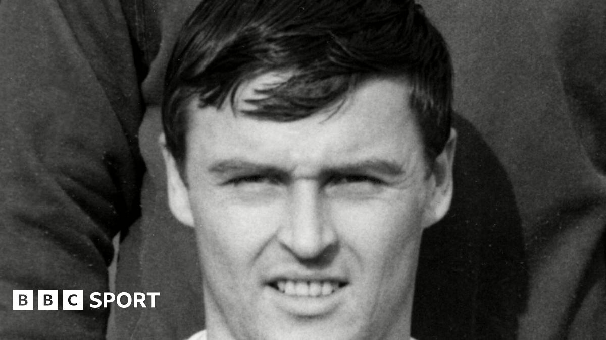 Keith Todd: Former Swansea forward dies at the age of 80 - BBC Sport