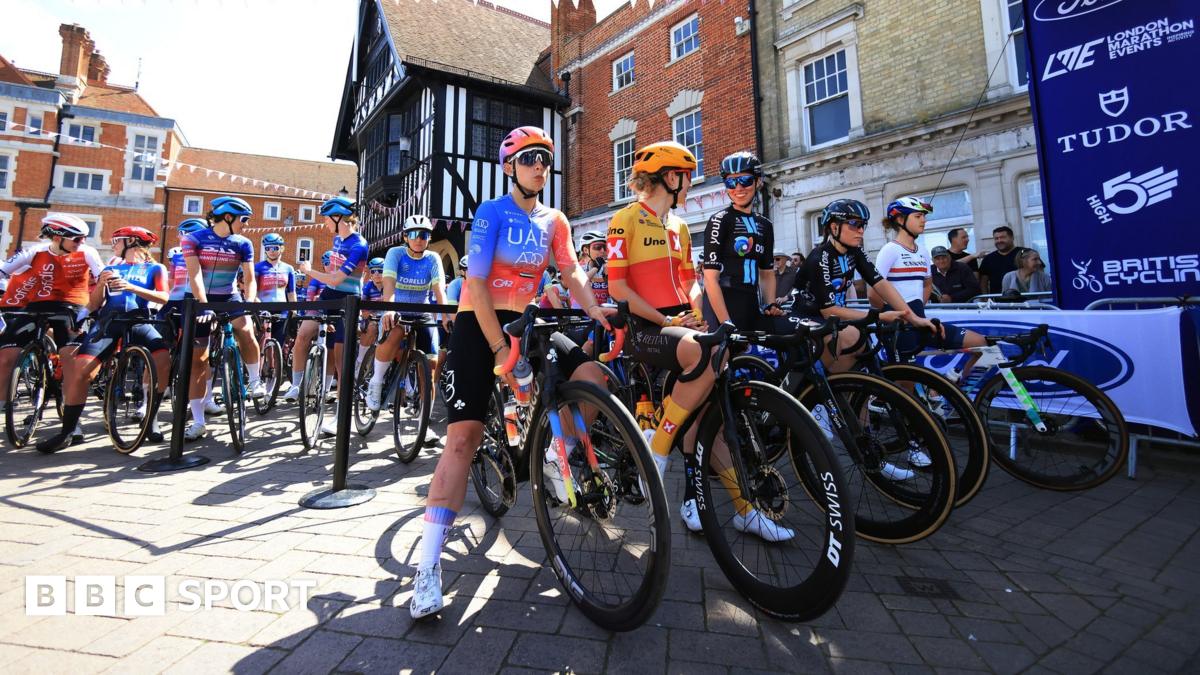 RideLondon Classique LIVE: Stage Two - Live - BBC Sport