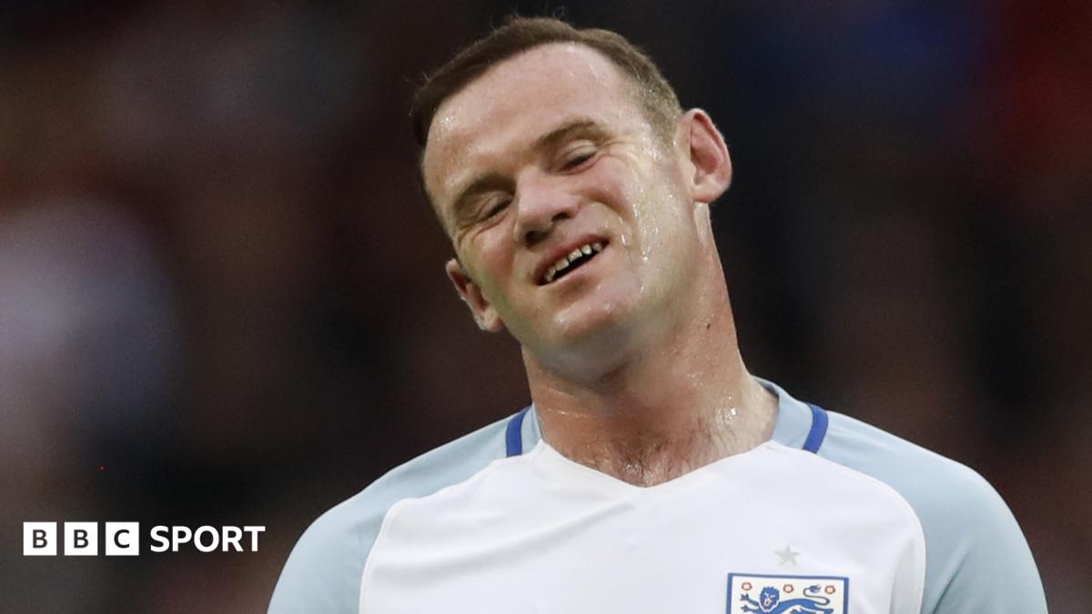 Wayne Rooney: Fans' jeers for captain 'shocked' England team - BBC Sport