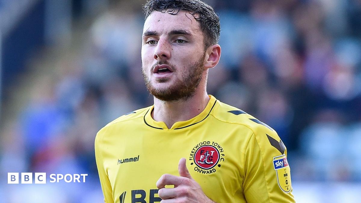 Lewie Coyle: Fleetwood Town sign Leeds United full-back on loan for ...