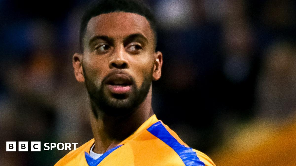 CJ Hamilton: Blackpool sign Mansfield winger on three-year deal - BBC Sport