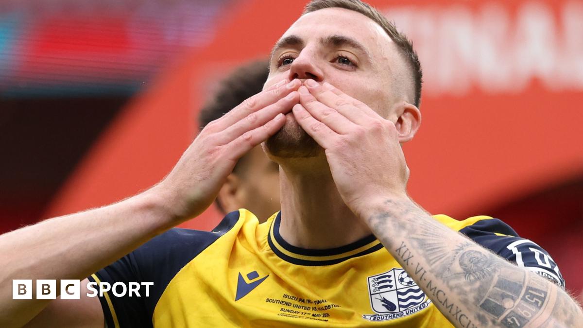 Relive Southend's FA Trophy win as it happened - BBC Sport