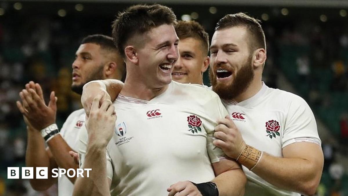 England beat Australia 40-16 to make Rugby World Cup semi-finals - BBC ...