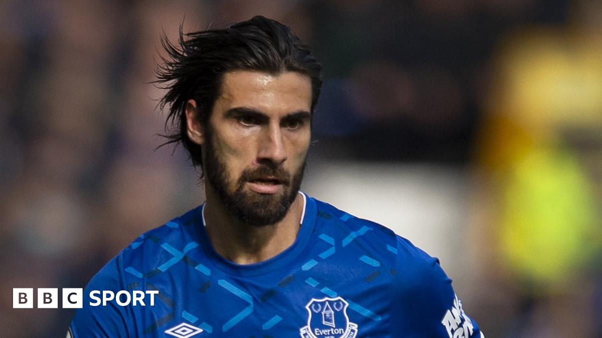 Andre Gomes: Everton midfielder thanks fans for support after injury ...