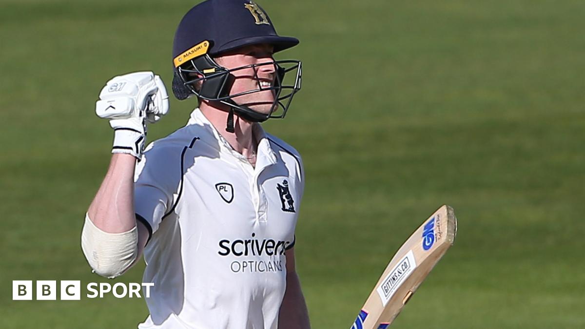 County Championship: Warwickshire's Rob Yates hits ton but ...