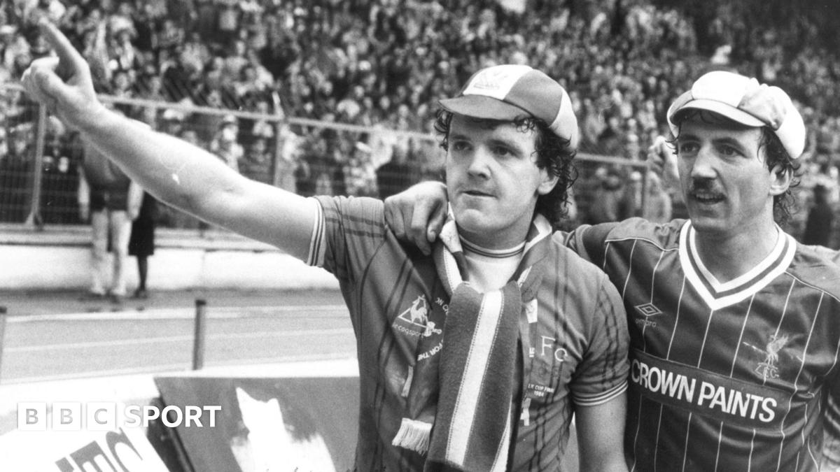 Liverpool v Everton: The changing face of the Merseyside derby - BBC Sport