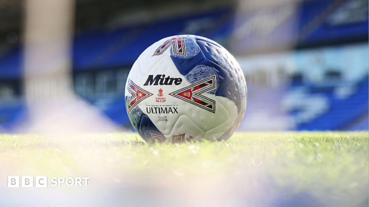 FA Cup: Fleetwood Town 2-1 Barnet - BBC Sport
