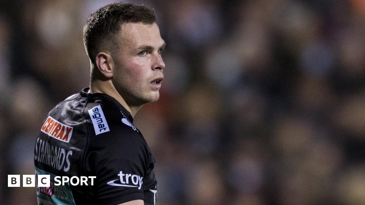 Joe Simmonds: Exeter fly-half 'moving in the right direction' - BBC Sport
