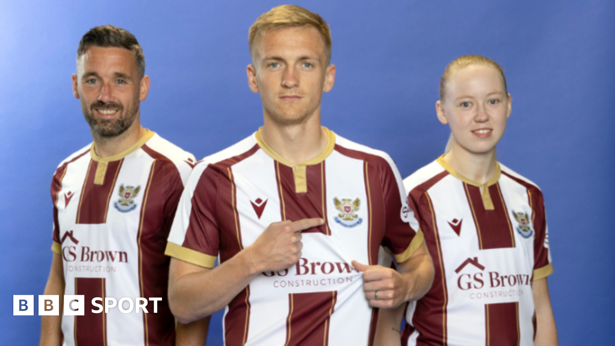 St Johnstone unveil new away kit - BBC Sport