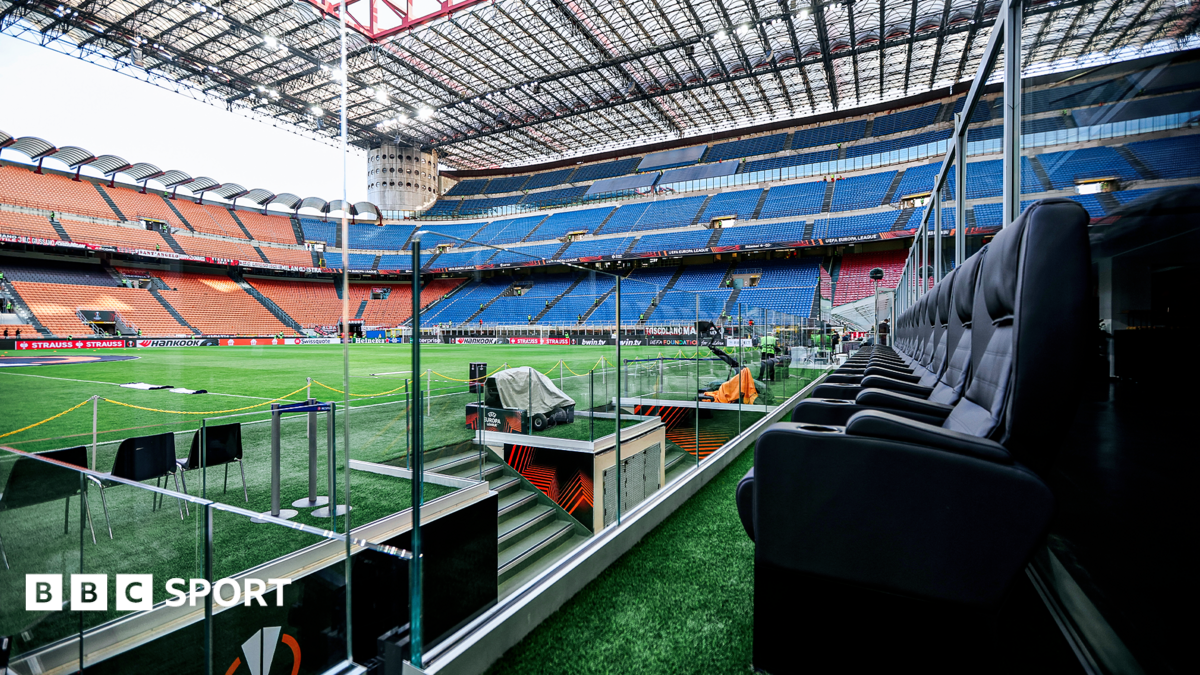 AC Milan introduce NBA-style pitchside seats between dugouts at San ...
