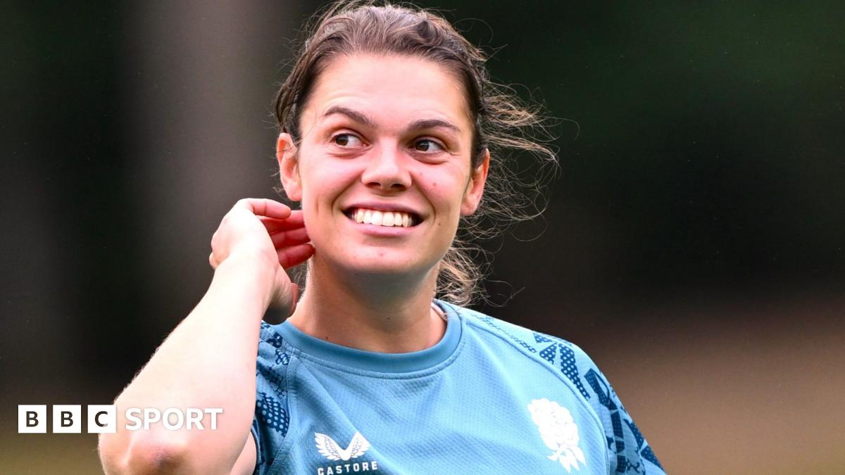 Helena Rowland: Wales' Versatile Star Earns High Praise from Head Coach – Archyde