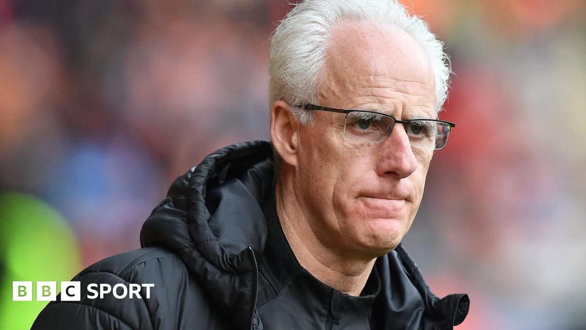 Mick McCarthy: Blackpool manager leaves Championship strugglers - BBC Sport