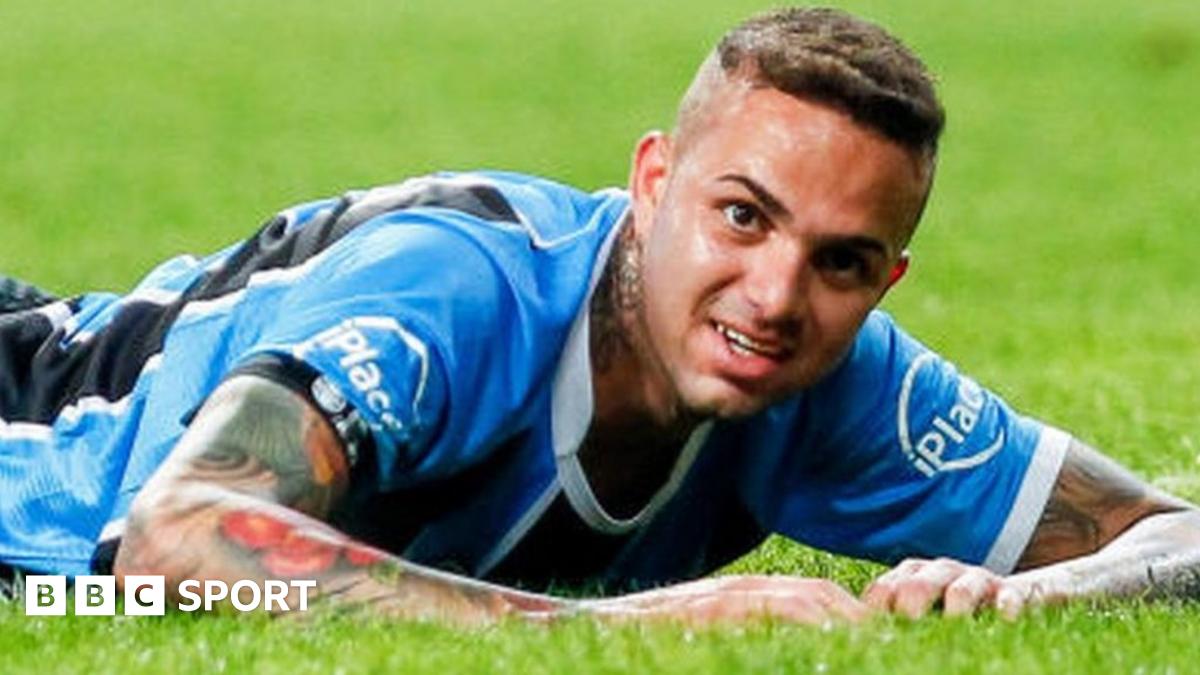 Football transfer gossip: Luan, Coutinho, Keita, Ibrahimovic - BBC Sport