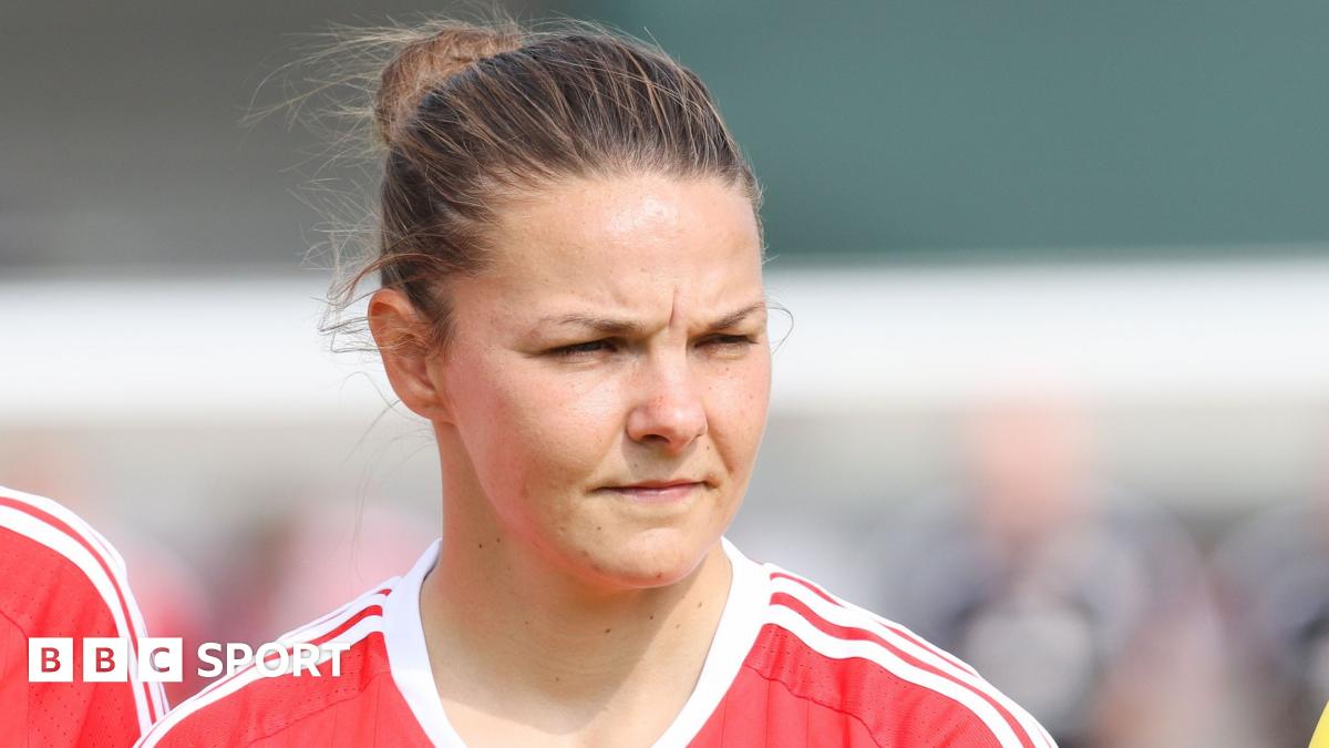 Loren Dykes: Wales defender to reach 100 caps in Czech friendly - BBC Sport