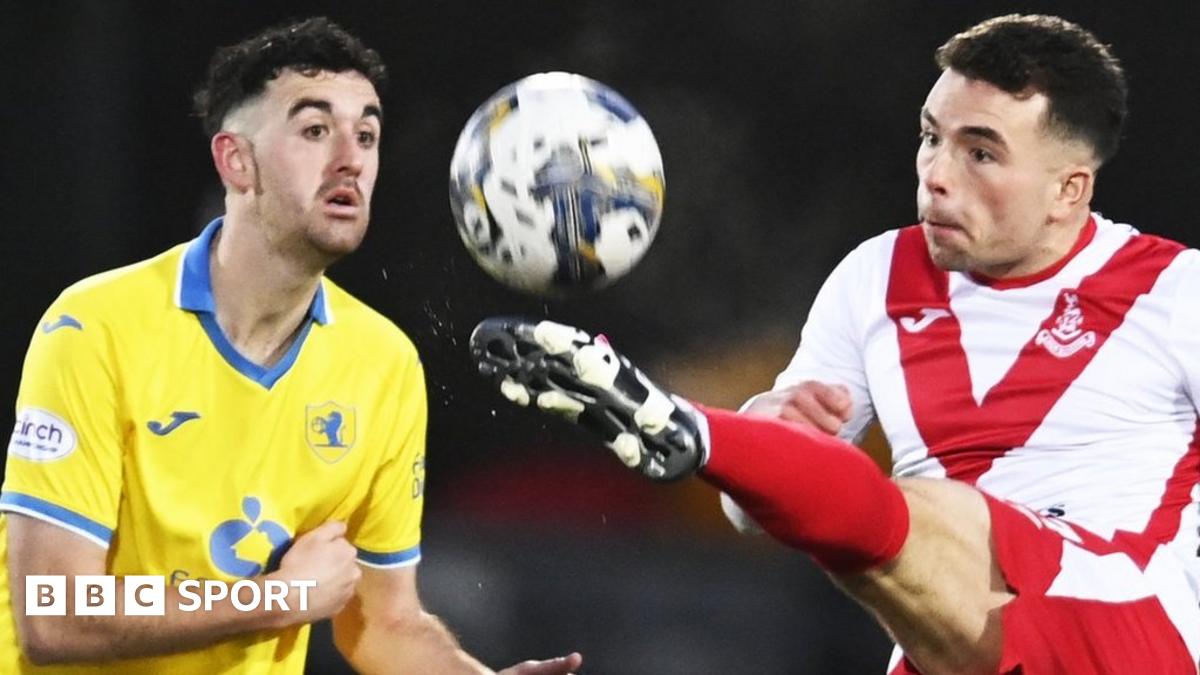 Watch: Raith Rovers v Airdrieonians in SPFL Trophy - BBC Sport