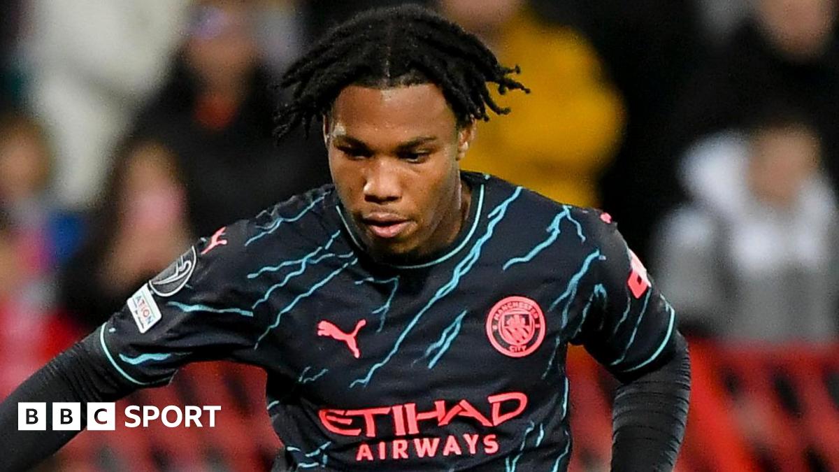 Micah Hamilton: Manchester City youngster joins Middlesbrough - BBC Sport