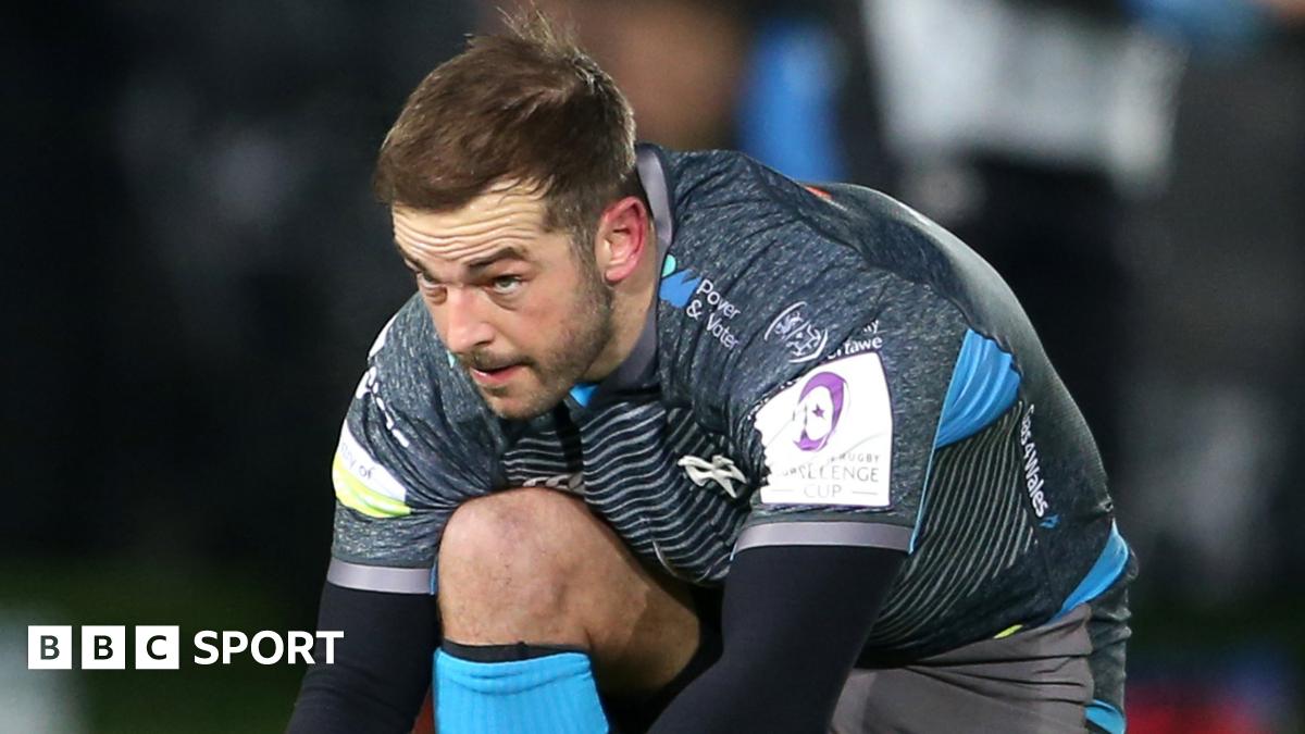Stephen Myler: Outside-half signs one-year Ospreys extension - BBC Sport