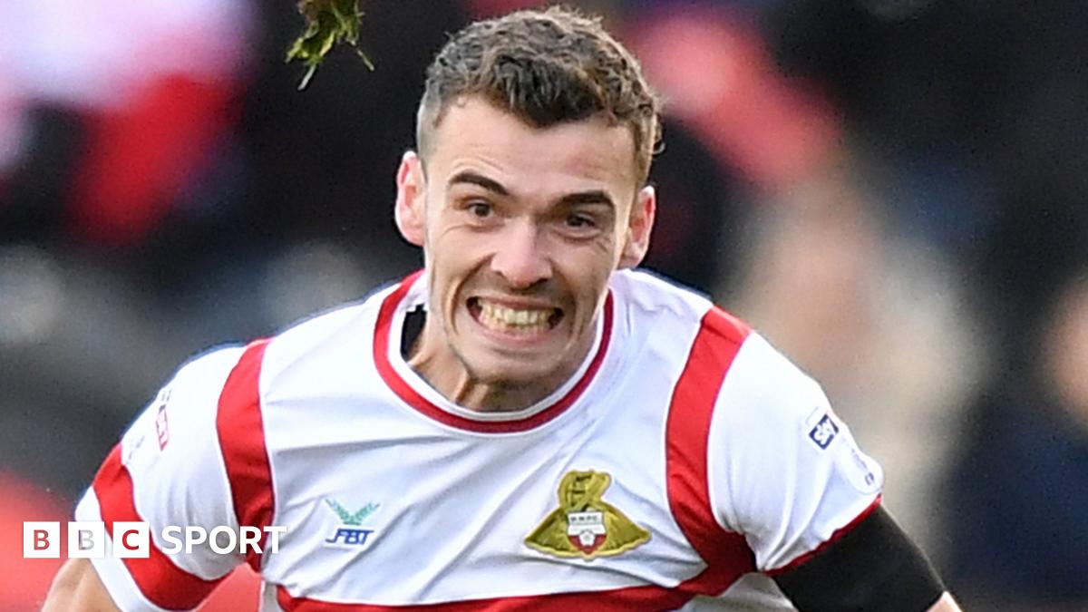 Harry Toffolo: Norwich City defender joins Millwall - BBC Sport