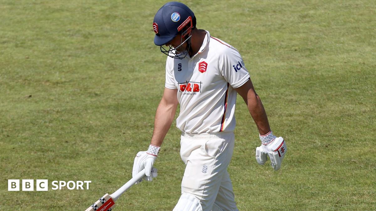 County Championship: Alastair Cook out for 99 as Notts and Essex settle ...