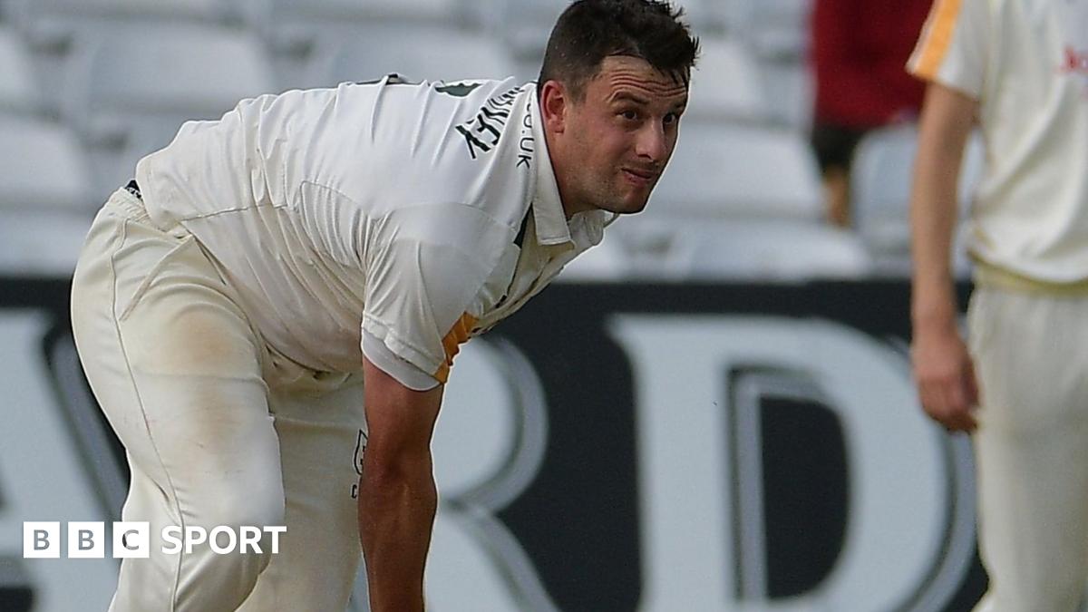 Nottinghamshire v Gloucestershire: Steven Mullaney shines in big Notts ...