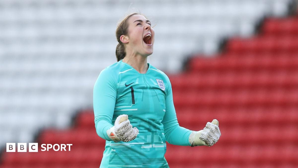 Mary Earps: England boss praises goalkeeper's role in Austria win - BBC ...