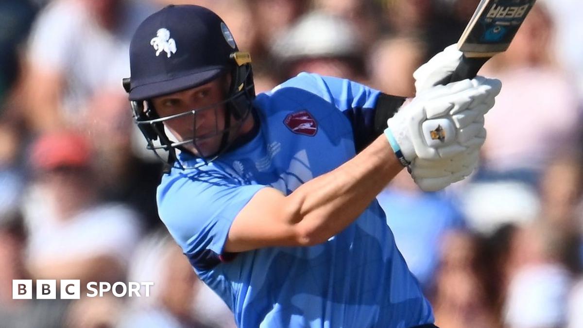 Harry Finch: Kent agree two-year deal with batter - BBC Sport