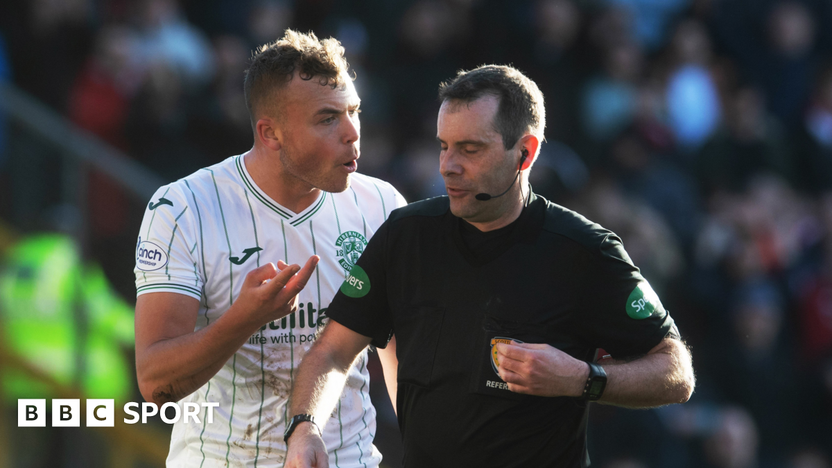 Ryan Porteous: Scotland defender doesn't miss Scottish referees - BBC Sport