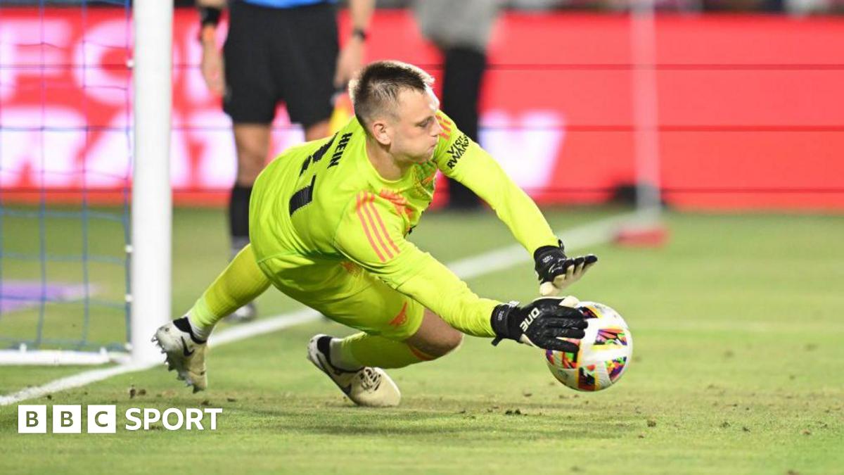 Arsenal: Karl Hein heads to Real Valladolid on loan - BBC Sport