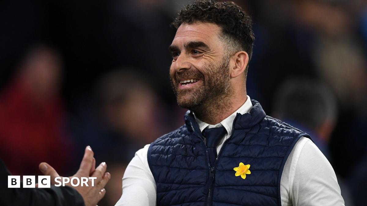 Cardiff City manager Omer Riza gives speech as pressure builds - BBC Sport