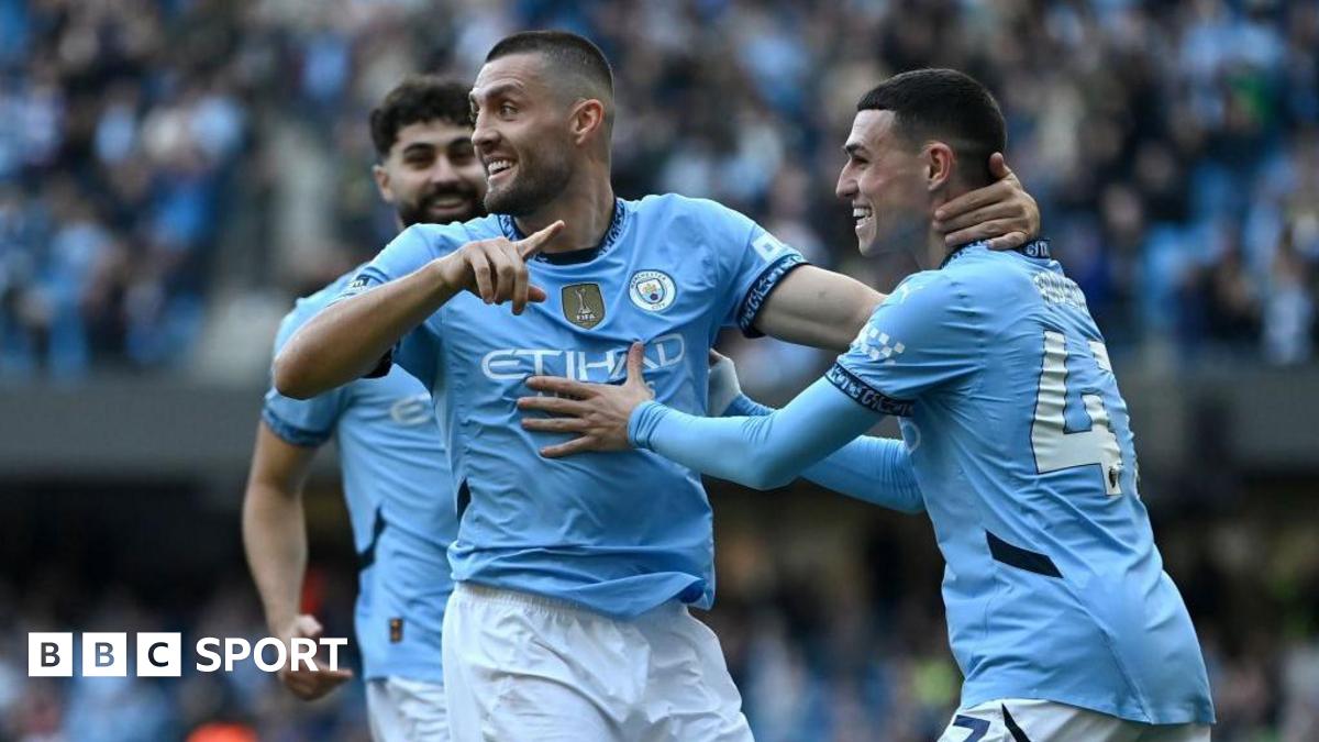 Man City: Pat Nevin on Pep Guardiola and Mateo Kovacic - BBC Sport