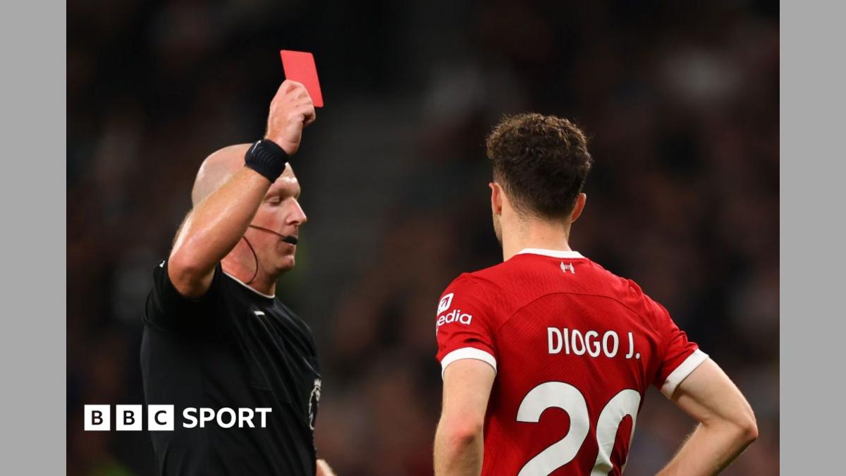 'Liverpool have lost the game purely on VAR and refereeing' - BBC Sport
