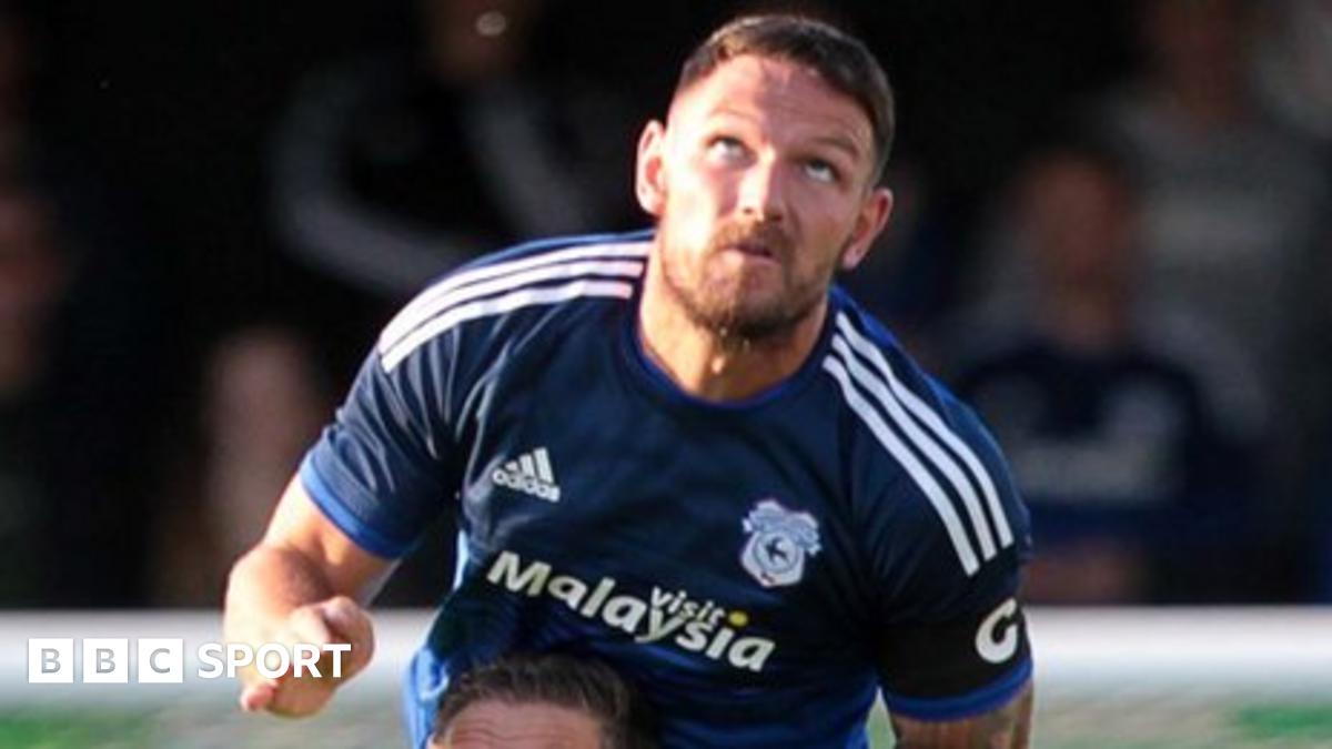 Cardiff City can win Championship promotion, says Sean Morrison - BBC Sport