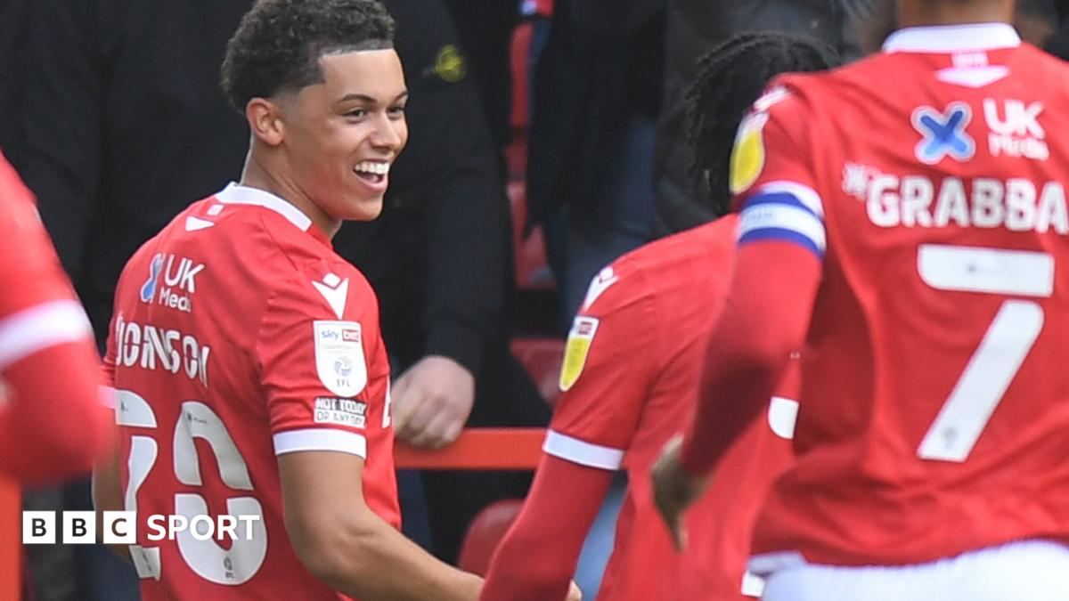 Nottingham Forest 2-1 Blackpool - Reds upturn goes on with win - BBC Sport