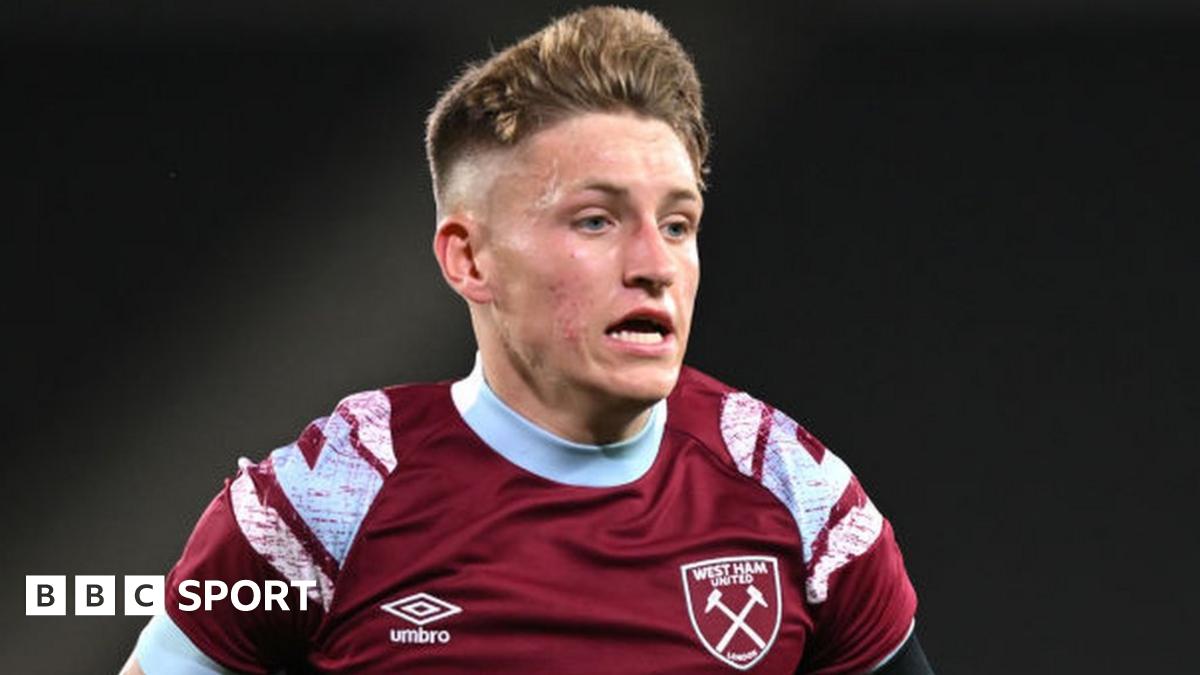 West Ham: Teenager Callum Marshall signs first professional deal with ...