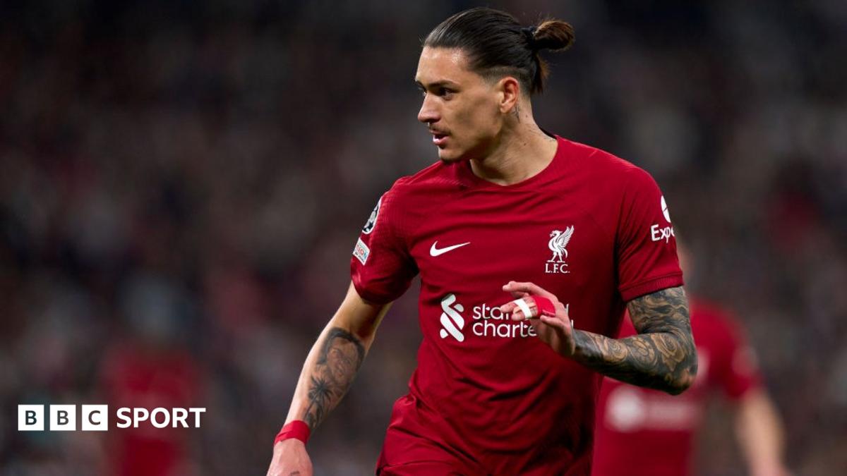 Darwin Nunez: Liverpool forward pulls out of Uruguay squad with injury ...