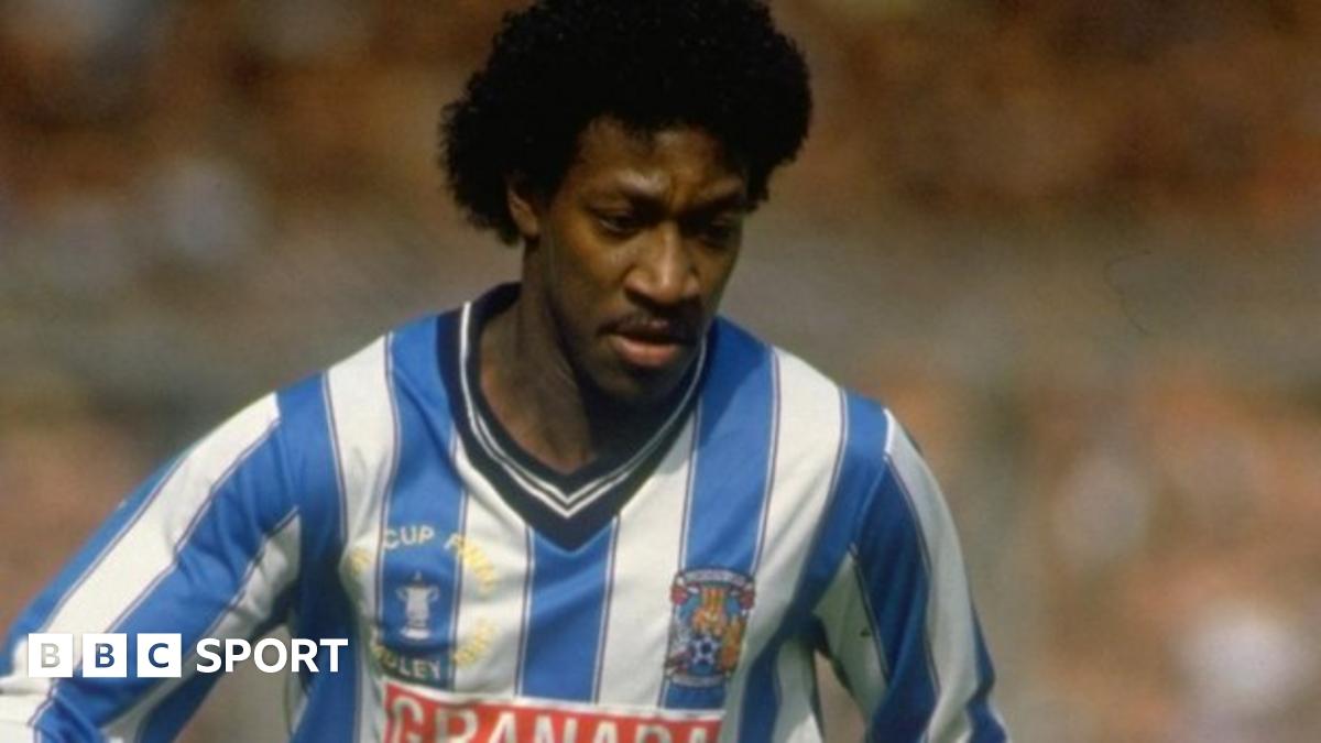 FA Cup: Barwell buzz boosted by Wembley winner Dave Bennett - BBC Sport