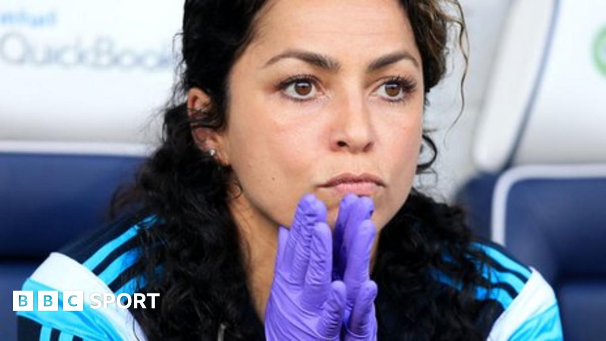 Eva Carneiro: Chelsea doctor leaves after Jose Mourinho row - BBC Sport
