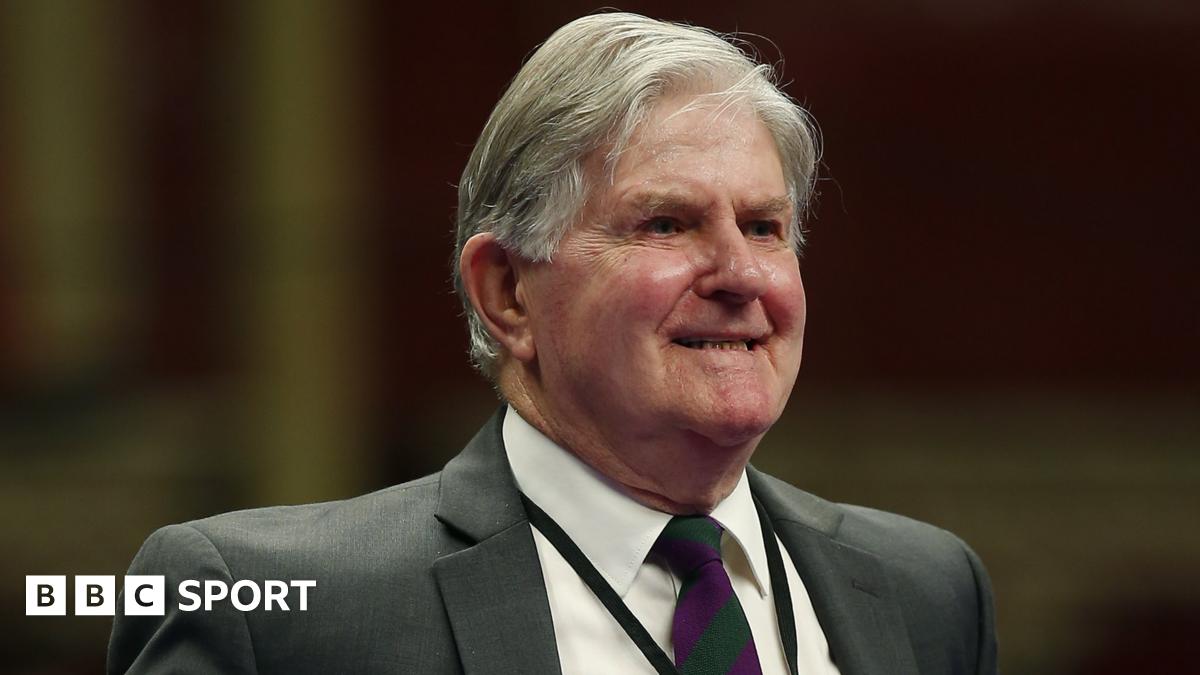 Former Wimbledon tournament referee Alan Mills dies aged 88 - BBC Sport