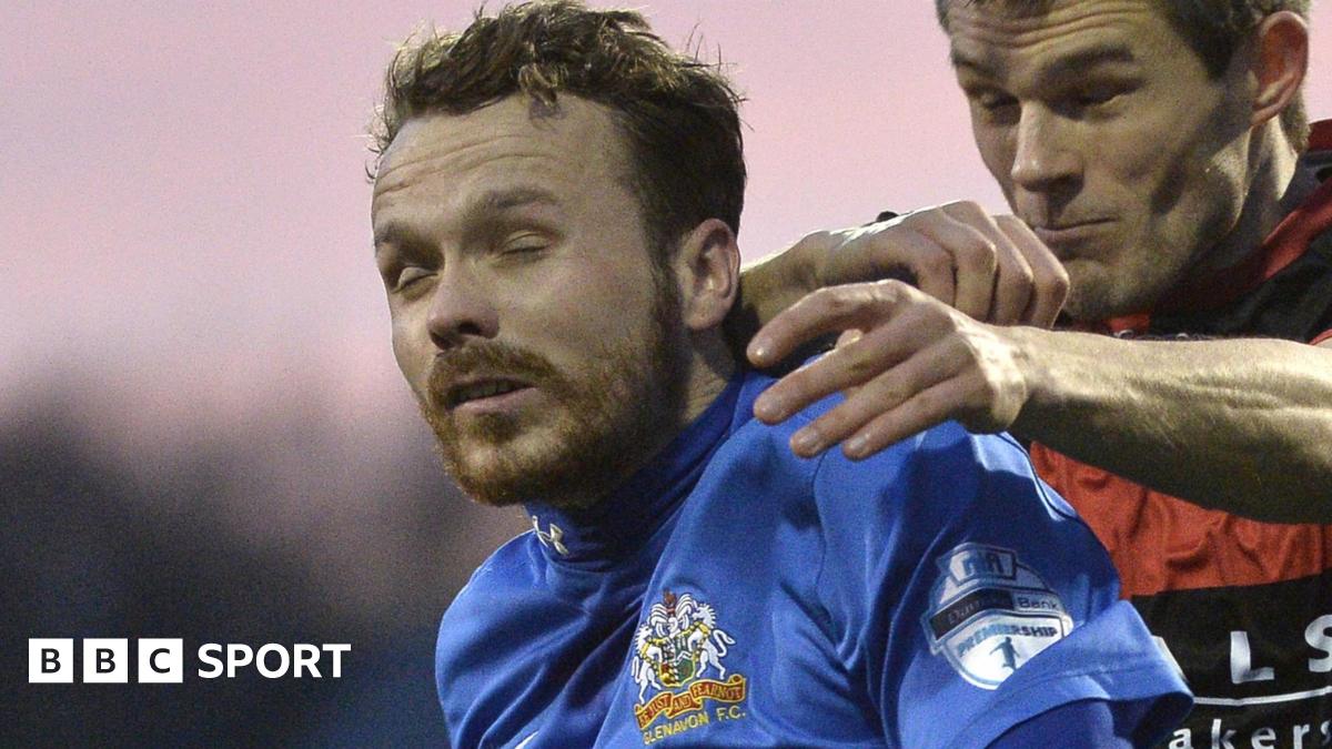 'Underrated' Andy Hall wins October player of month award - BBC Sport