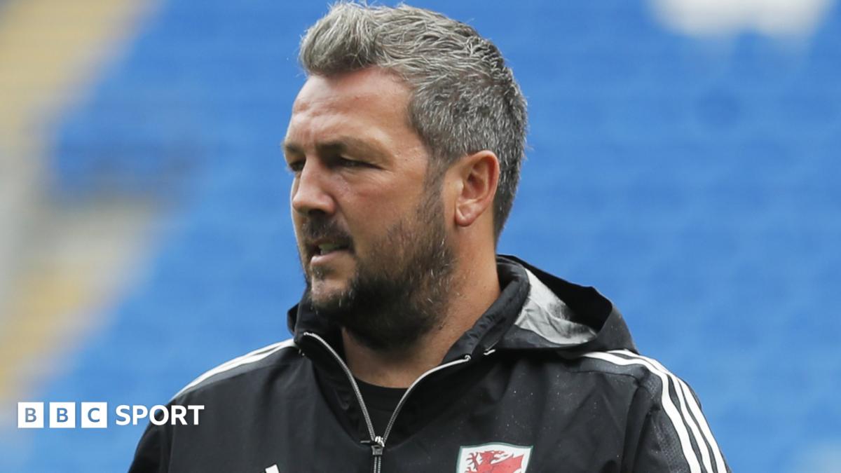 Matthew Jones: Ex-international midfielder named Wales Under-21 boss ...