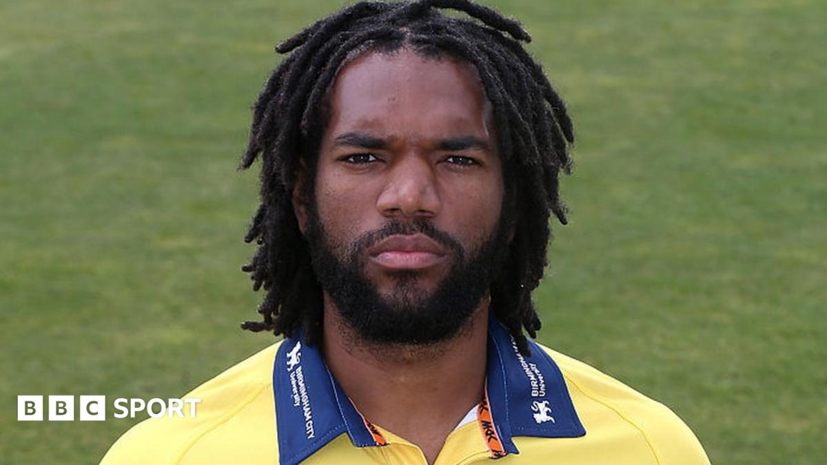 Recordo Gordon: Warwickshire release fast bowler after five years at ...