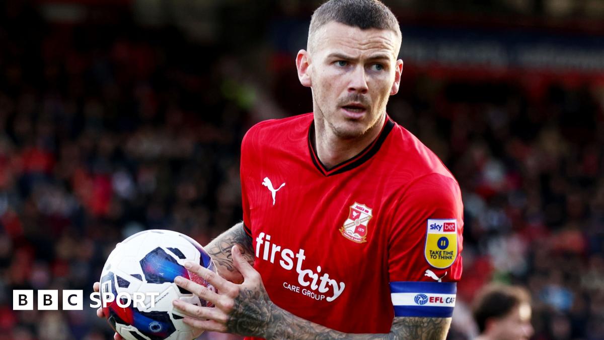 Ben Gladwin: Crawley Town sign midfielder from Swindon Town - BBC Sport