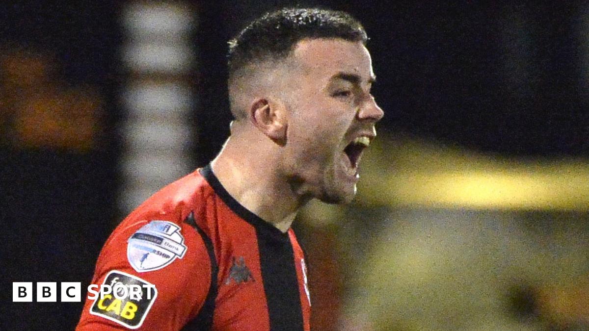 Colin Coates: Glenavon defender says he 'deserved' another year at ...