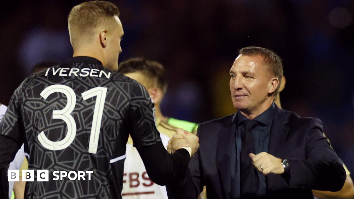 Stockport County 0-0 Leicester City (1-3 on pens): Foxes edge past ...