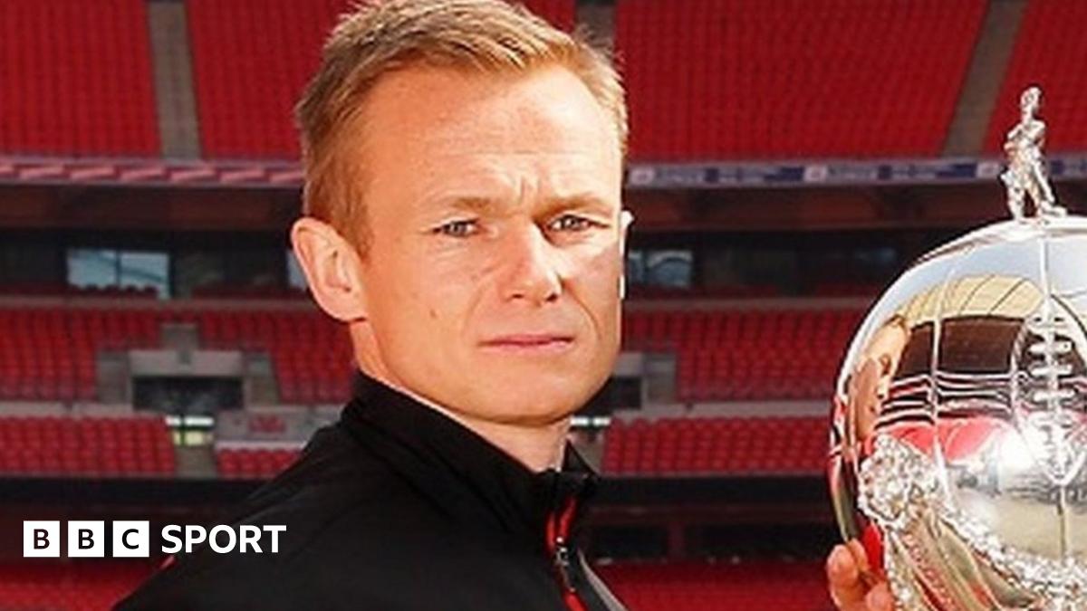 Dean Keates: Wrexham prepared to give youngsters a chance - BBC Sport
