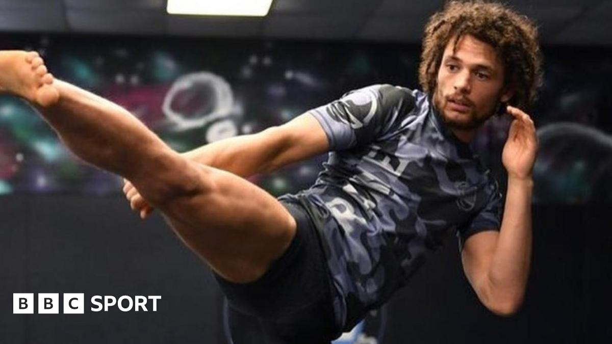 Shem Rock: The MMA fighter who was on the run for seven years - BBC Sport