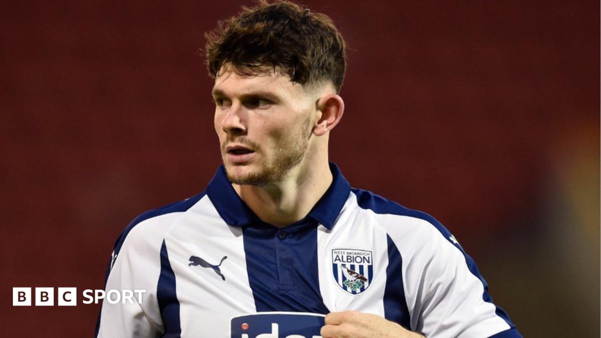 Oliver Burke: Celtic sign Scotland winger on loan from West Brom - BBC ...