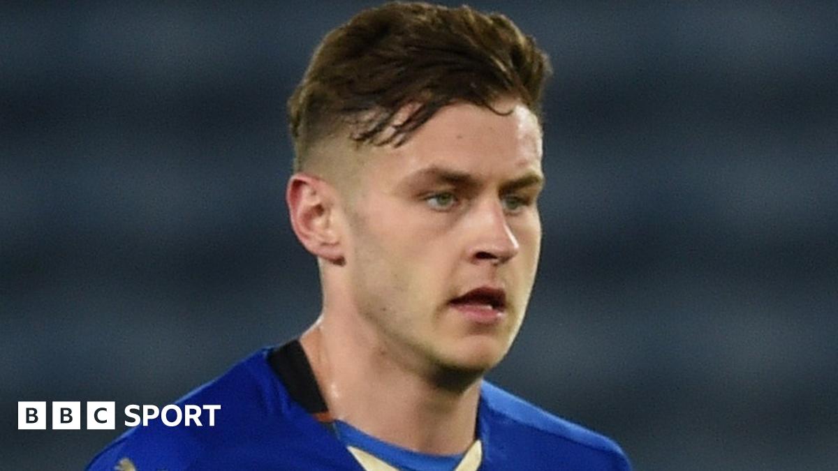 Barrow: Jacob Blyth injury forced friendly to be abandoned - BBC Sport