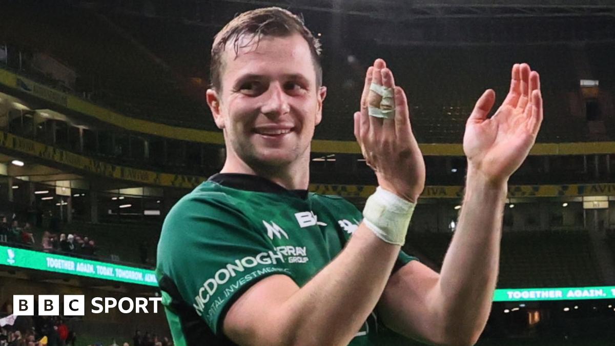 Jack Carty: Fly-half signs three-year Connacht contract extension - BBC ...