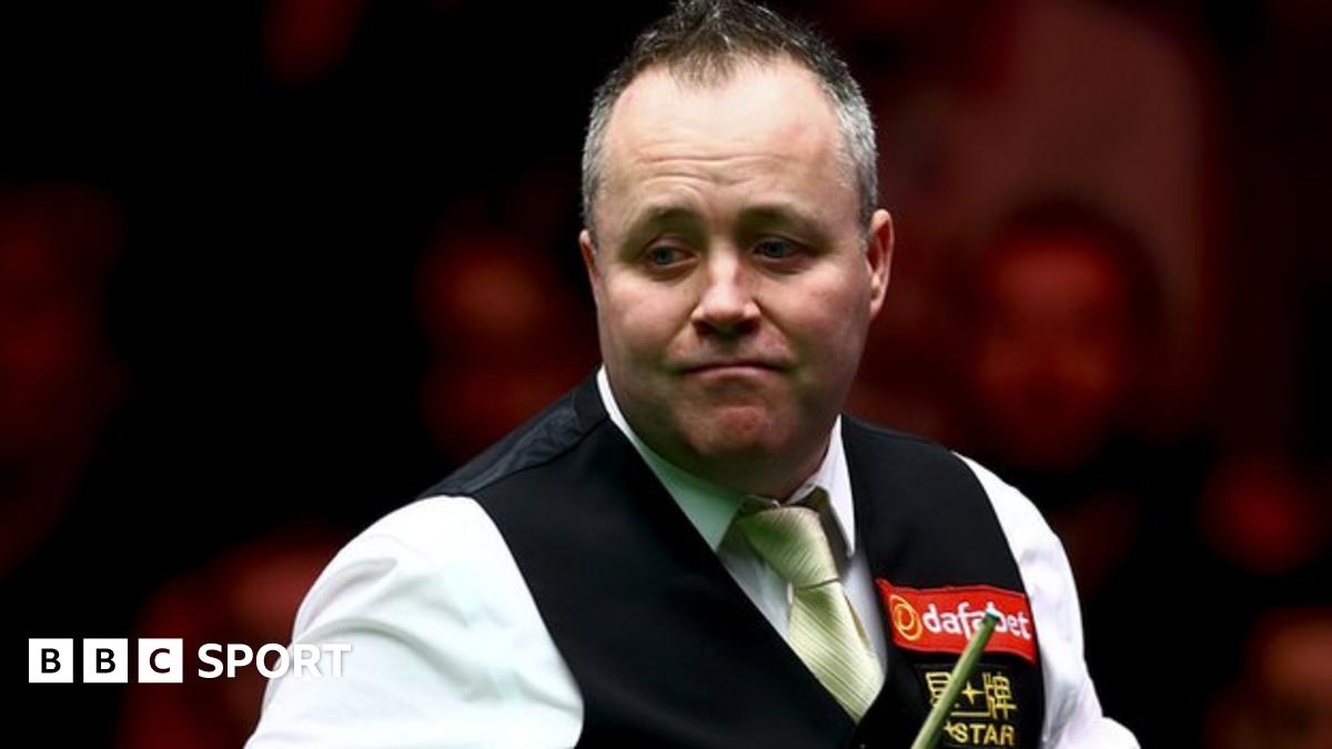 Masters: John Higgins & Neil Robertson win in first round - BBC Sport